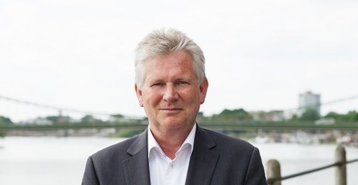 Leadership: The right balance of actions and words | British Safety Council